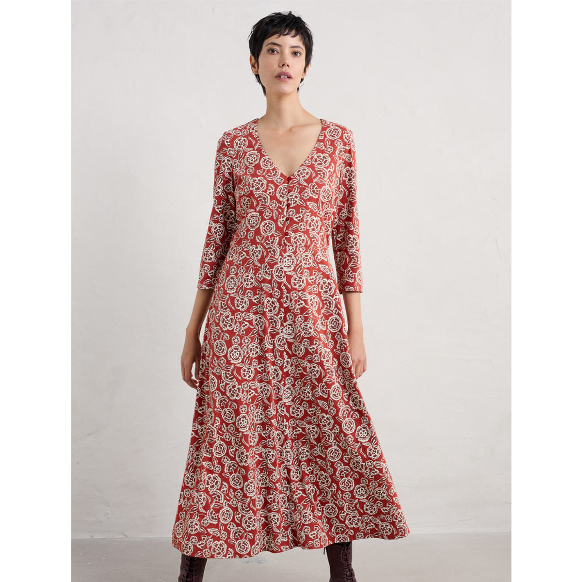 Ava Dress in Floral Pattern Umber– Dalcheri